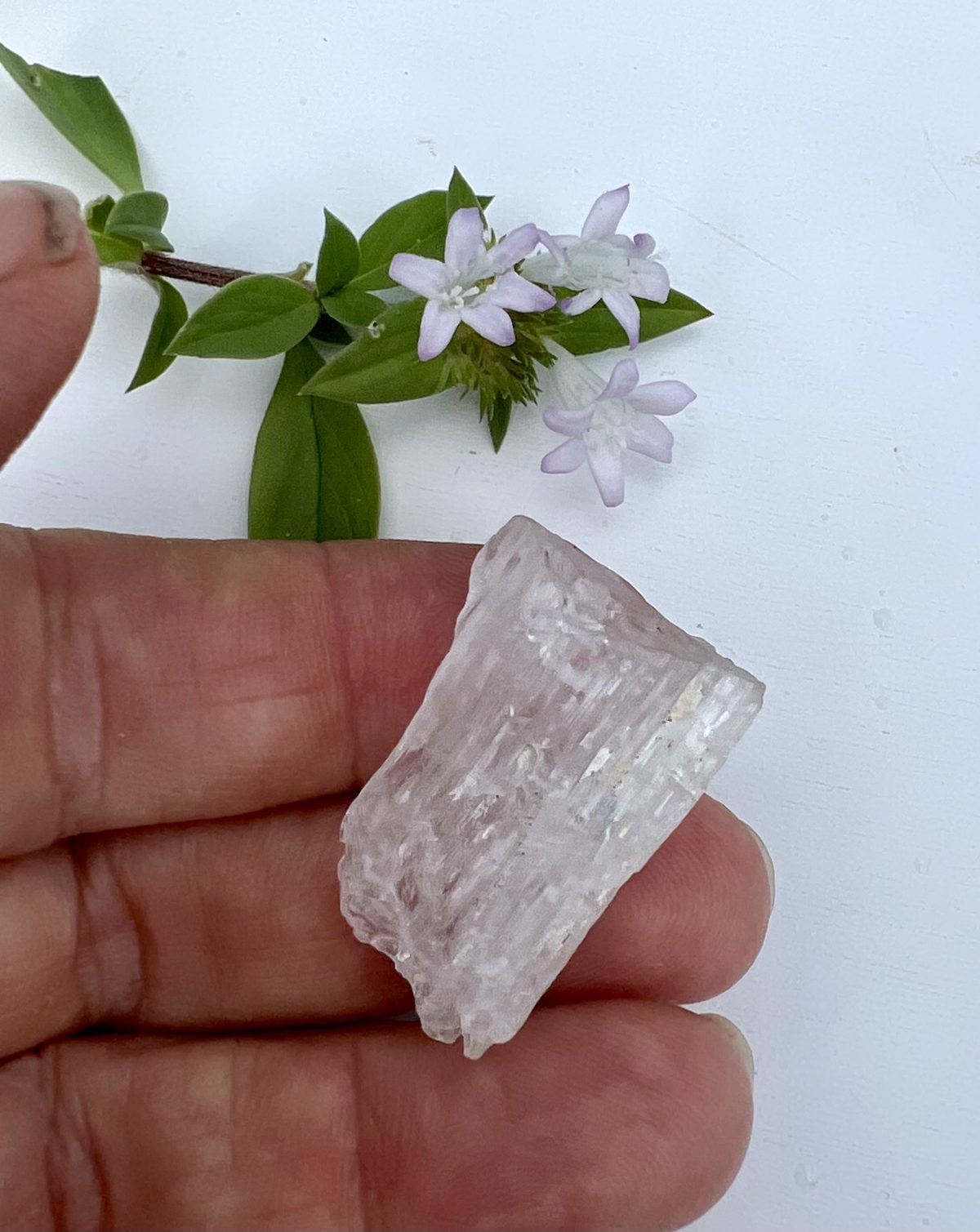 Getting to know Lithium Crystals | Spirals of Light